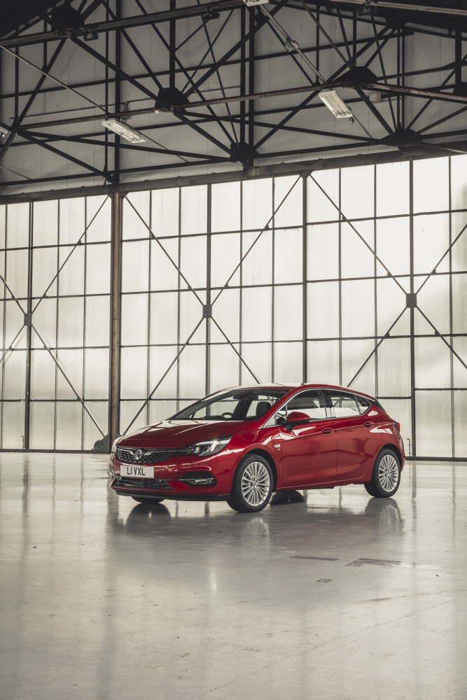 Vauxhall Astra Mk VII (facelift 2019) 1.4 Turbo (145 Hp) Automatic